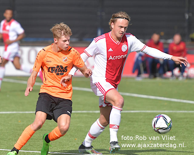 Zaterdag 2 wint topper van Volendam - AJAX zaterdag