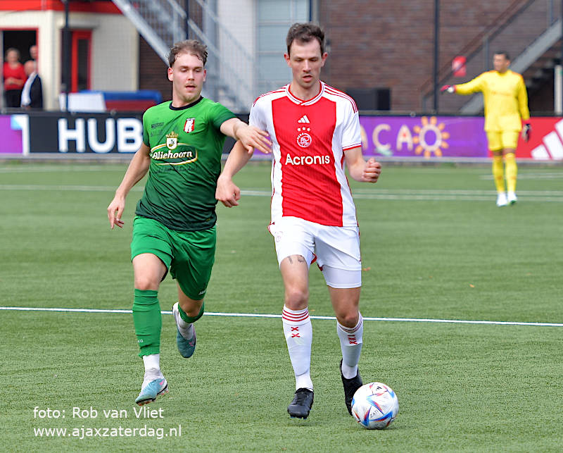 Ajax verliest eerste punten in de competitie - AJAX zaterdag